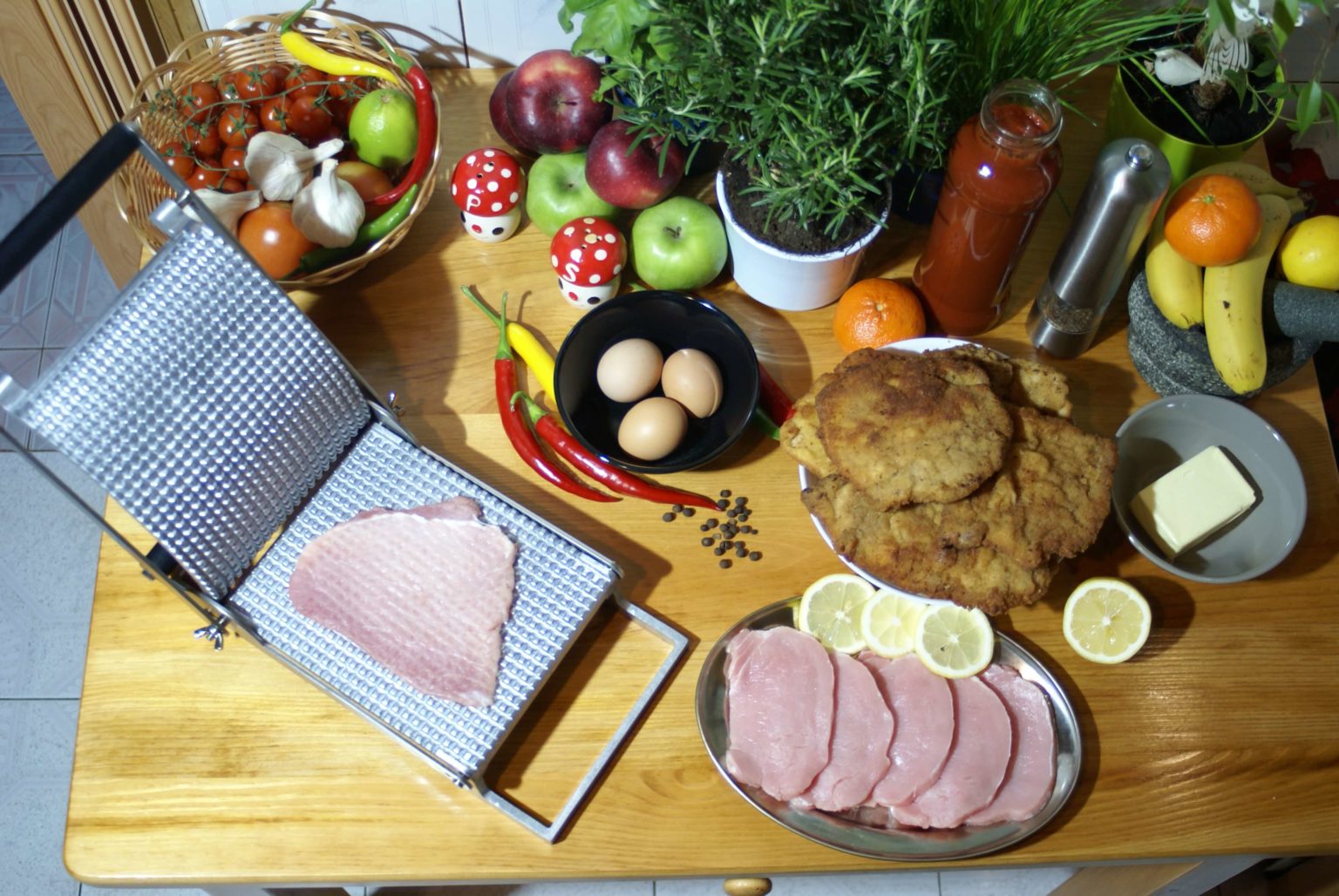 K-MONT Manual Meat Tenderizer - Fast Cutlet Maker V2